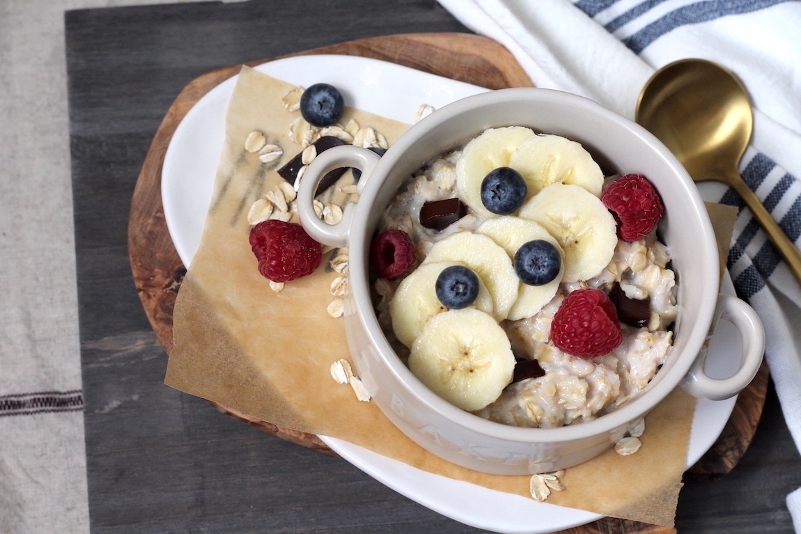 Easy & Healthy Breakfast Oatmeal with Fruit - Nena's Wellness Corner