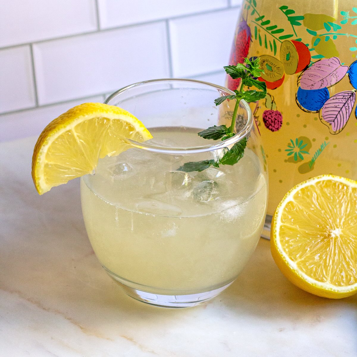 Simple and Fresh Mint Ginger Lemonade - Nena's Wellness Corner
