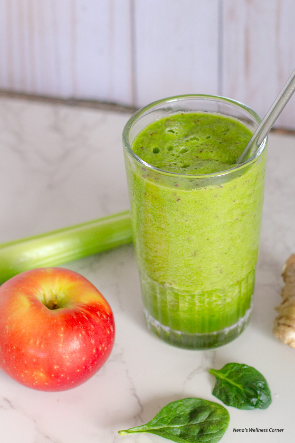 Apple Celery Smoothie with Ginger and Spinach - Nena's Wellness Corner
