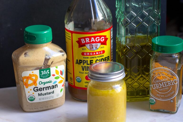 3-Ingredient Anti-Inflammatory Salad Dressing - Nena's Wellness Corner