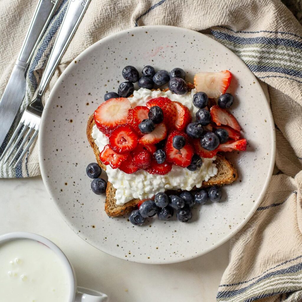 High Protein Cottage Cheese Toast with Berries and Kefir - Nena's ...